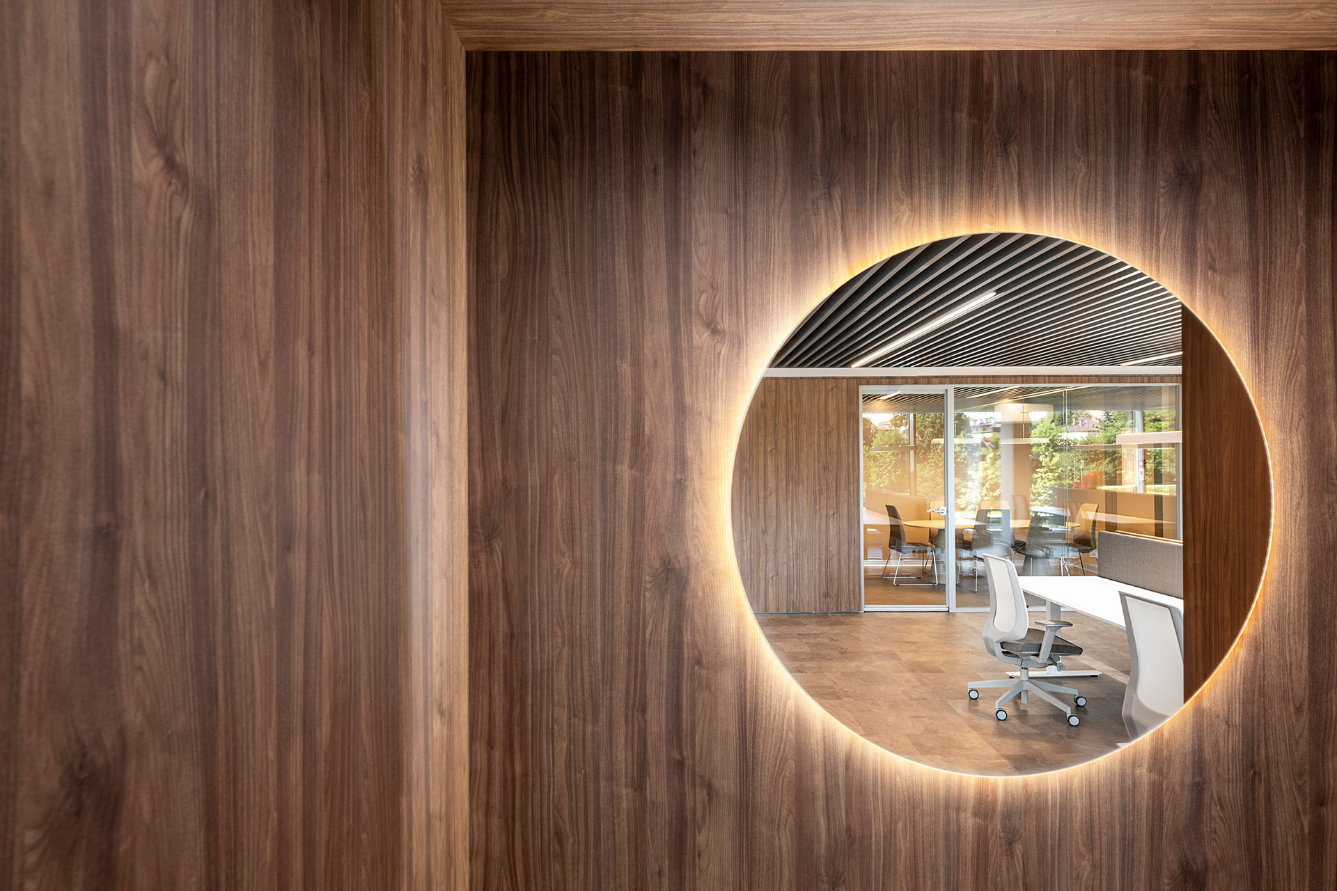 Chic - Profim - elegance and lightness in a compact form