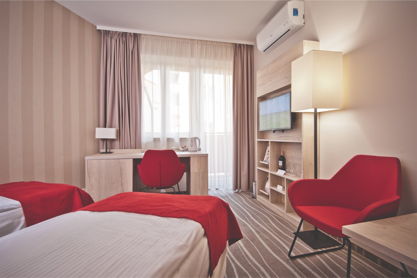 Fan - Profim - a timeless armchair for any interior